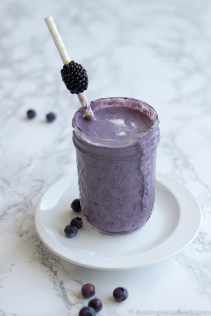 Dark berry milkshake - Simple Indeed